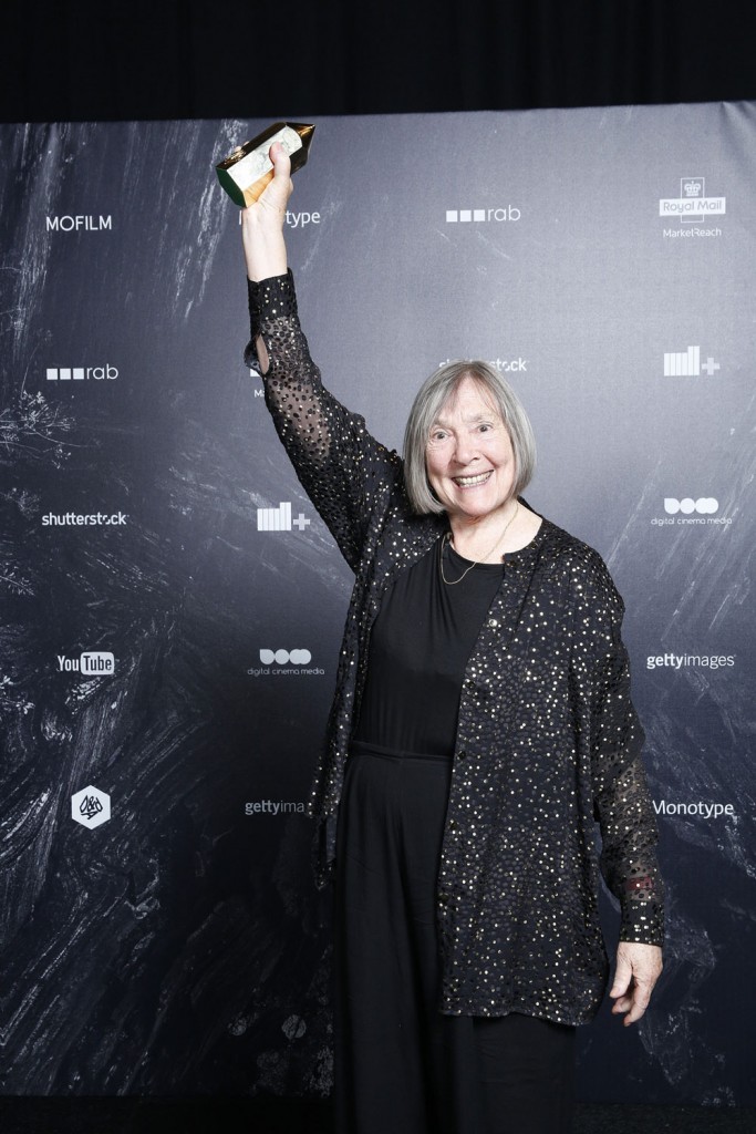 Margaret Calvert, la creativa que diseñó el modelo de señalética actual